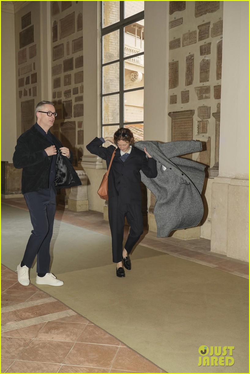 Pope Leo Meets Cate Blanchett & Many More Celebs During Papal Audience ...