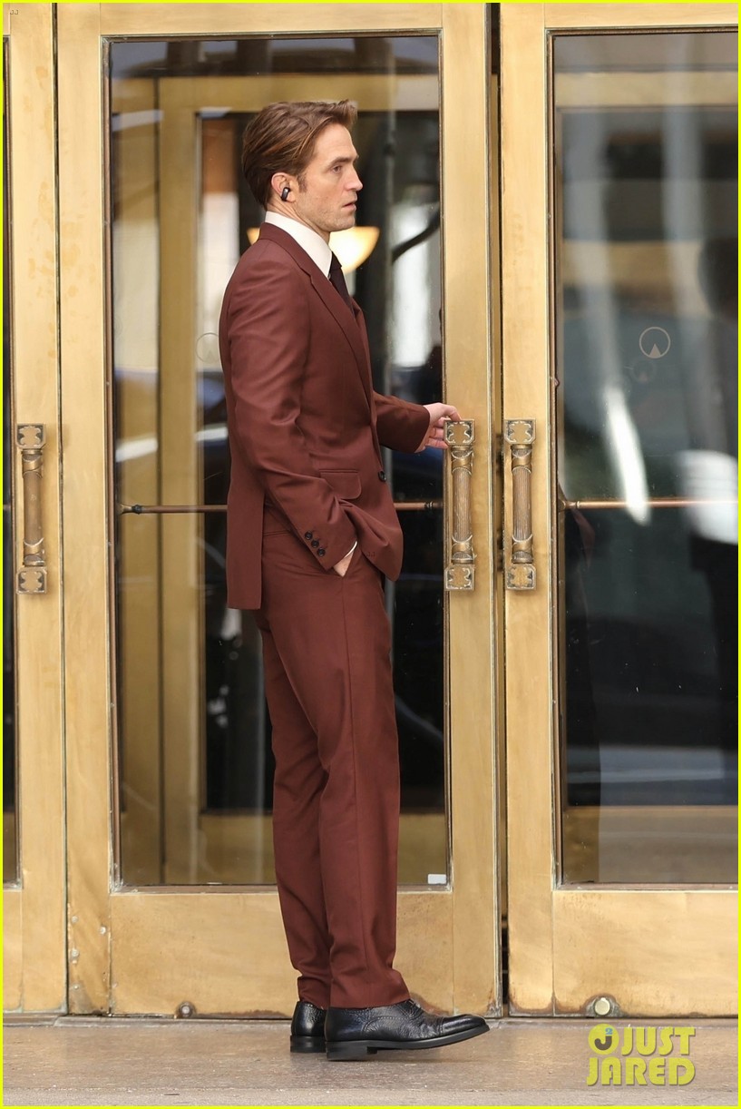 Robert Pattinson & Denzel Washington Film New Netflix Movie 'Here Comes the Flood' in New Jersey ...