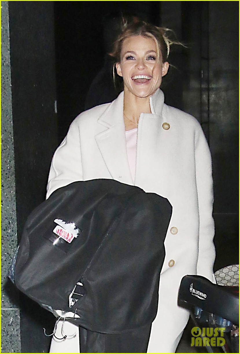 Robert Irwin Shares Update on 'Painful' Rib Injury from 'DWTS' Finale ...