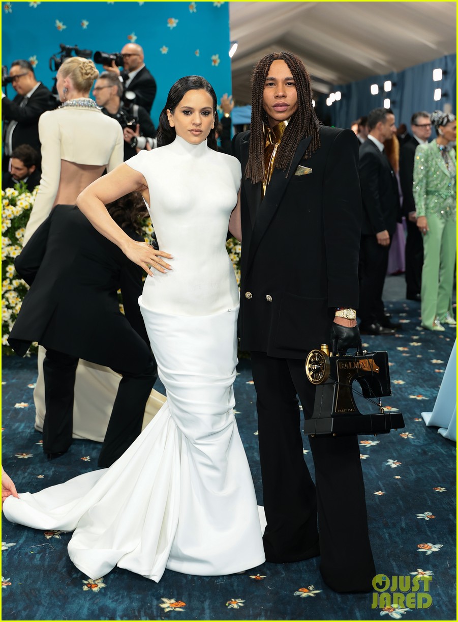 'La Perla' Lyrics, English Translation & Meaning: Is Rosalía's Song ...