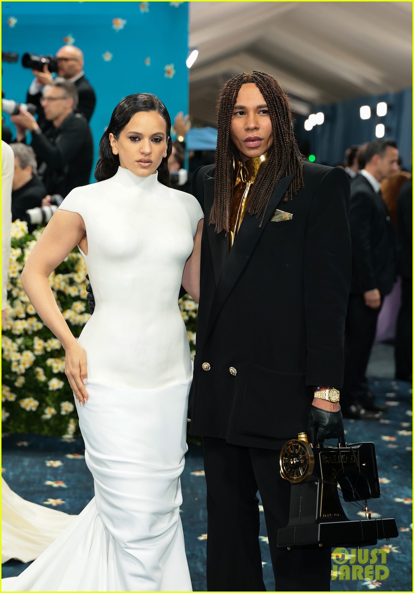 'La Perla' Lyrics, English Translation & Meaning: Is Rosalía's Song ...