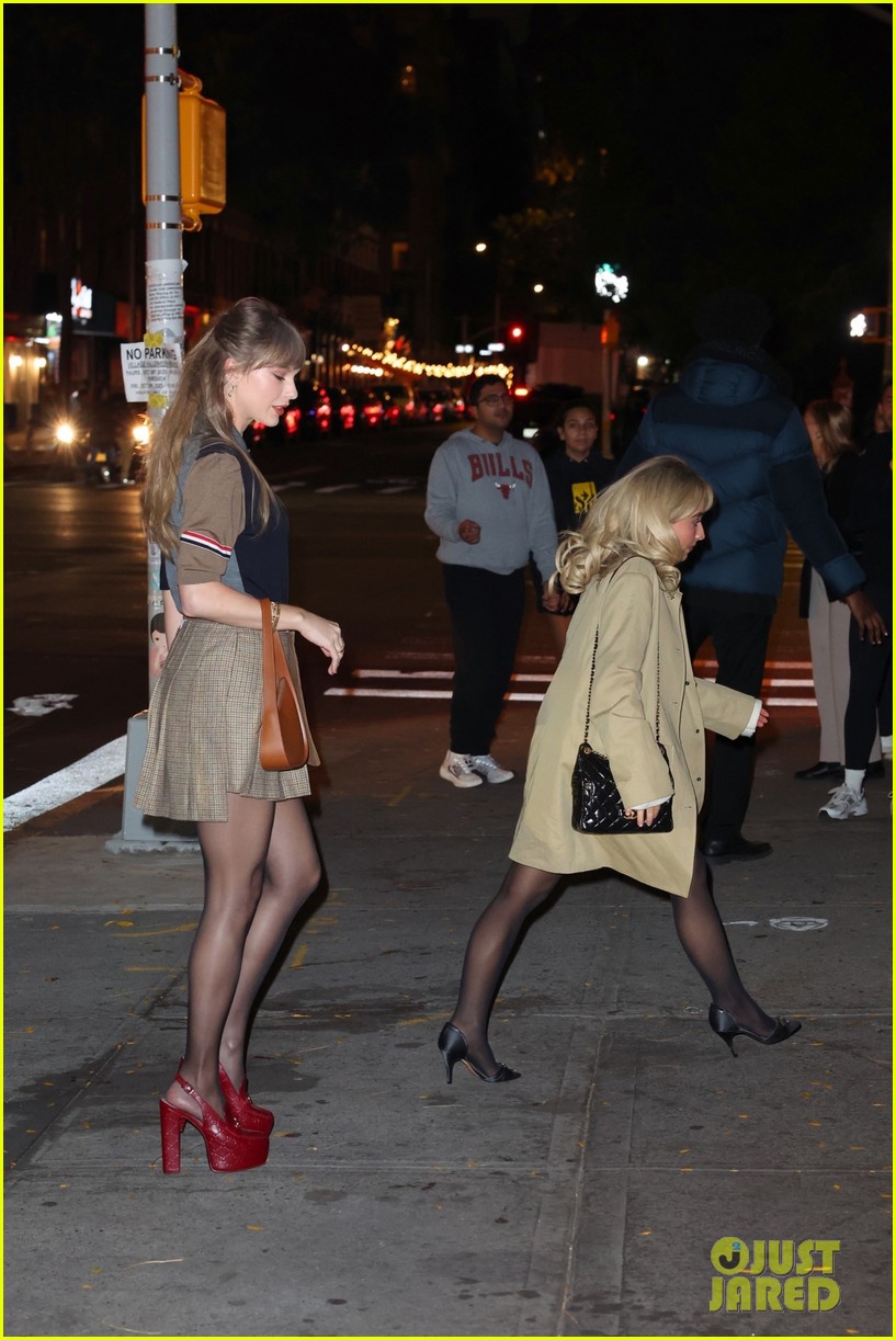 Taylor Swift & Sabrina Carpenter Look Especially Fashionable While ...