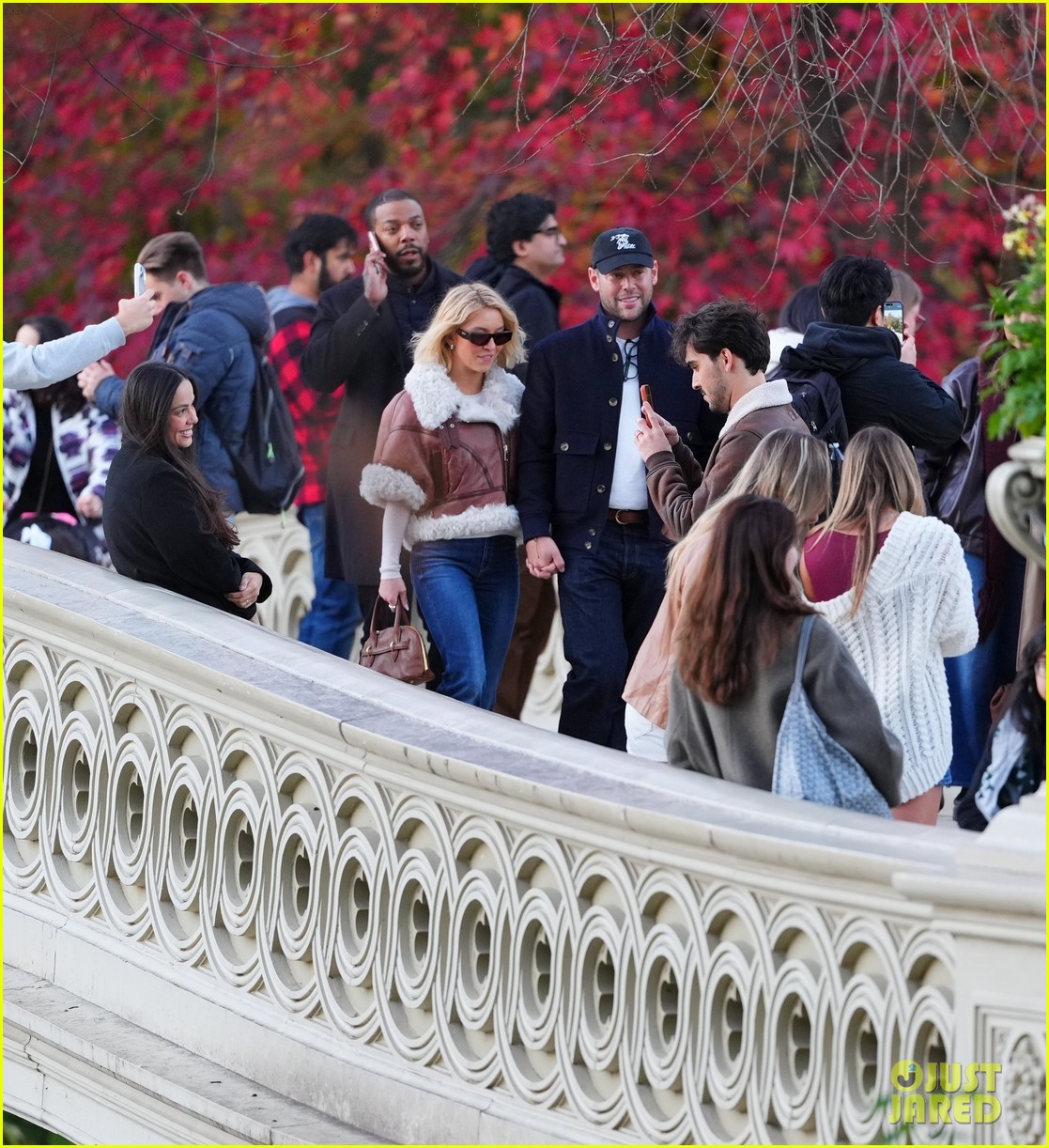 Sydney Sweeney Holds Hands with Boyfriend Scooter Braun While in NYC ...