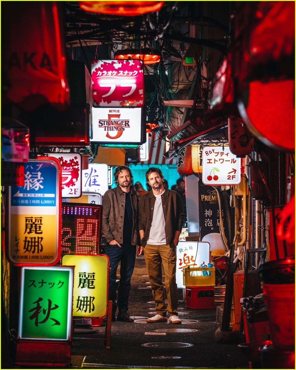 'Stranger Things' Stars Visit Japan for the 'Tokyo Adventure Tour' On ...