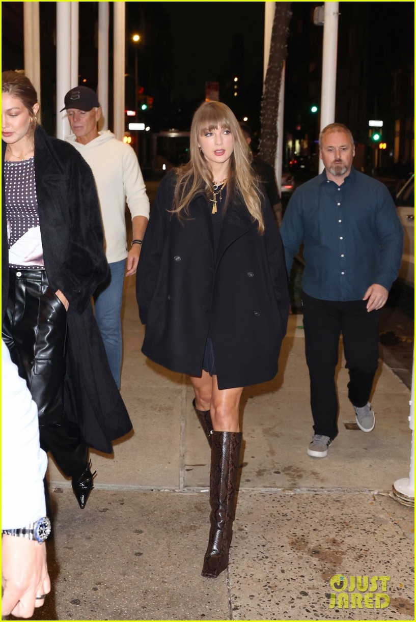 BFFs Taylor Swift & Gigi Hadid Enjoy Girls Night Out, Spotted Getting ...
