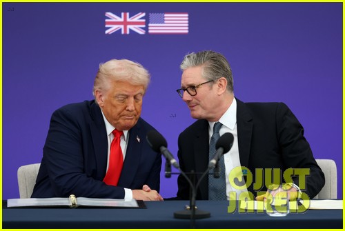 Trump Wants NFL's Washington Commanders to Name New Stadium After Him ...