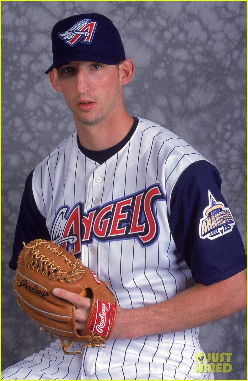 Derrick Turnbow Is a Former MLB Player, But He's Not the Derek Turnbow ...