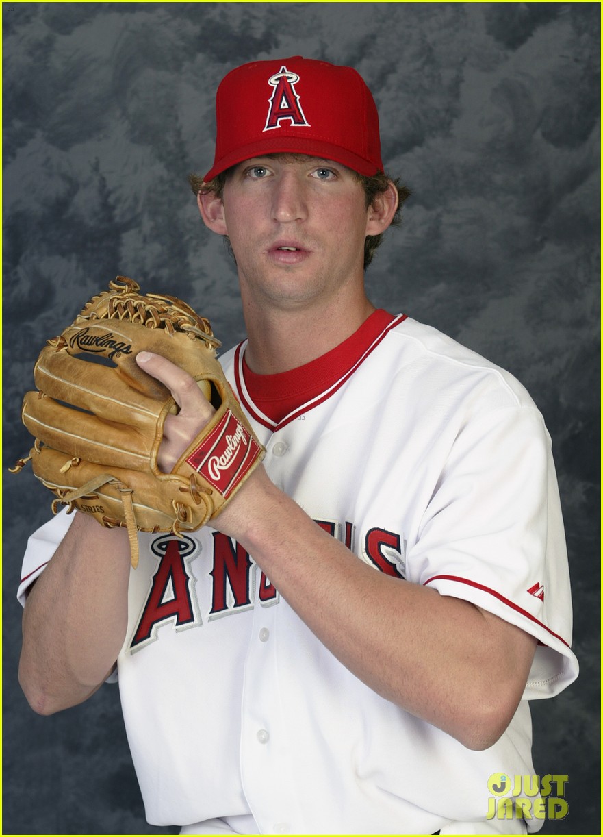 Derrick Turnbow Is a Former MLB Player, But He's Not the Derek Turnbow ...