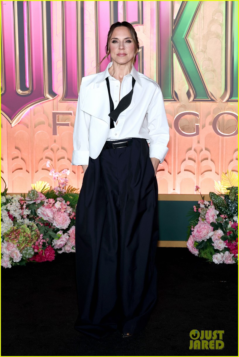 Nina Dobrev, Claire Danes, & So Many More Celebs Attended the 'Wicked ...