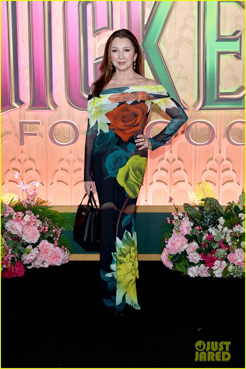 Nina Dobrev, Claire Danes, & So Many More Celebs Attended the 'Wicked ...