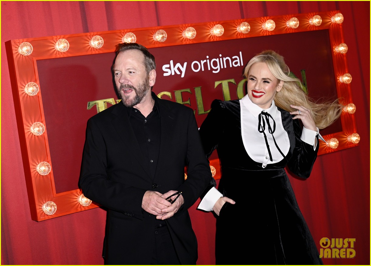 Rebel Wilson Premieres New Christmas Movie in London with Kiefer ...
