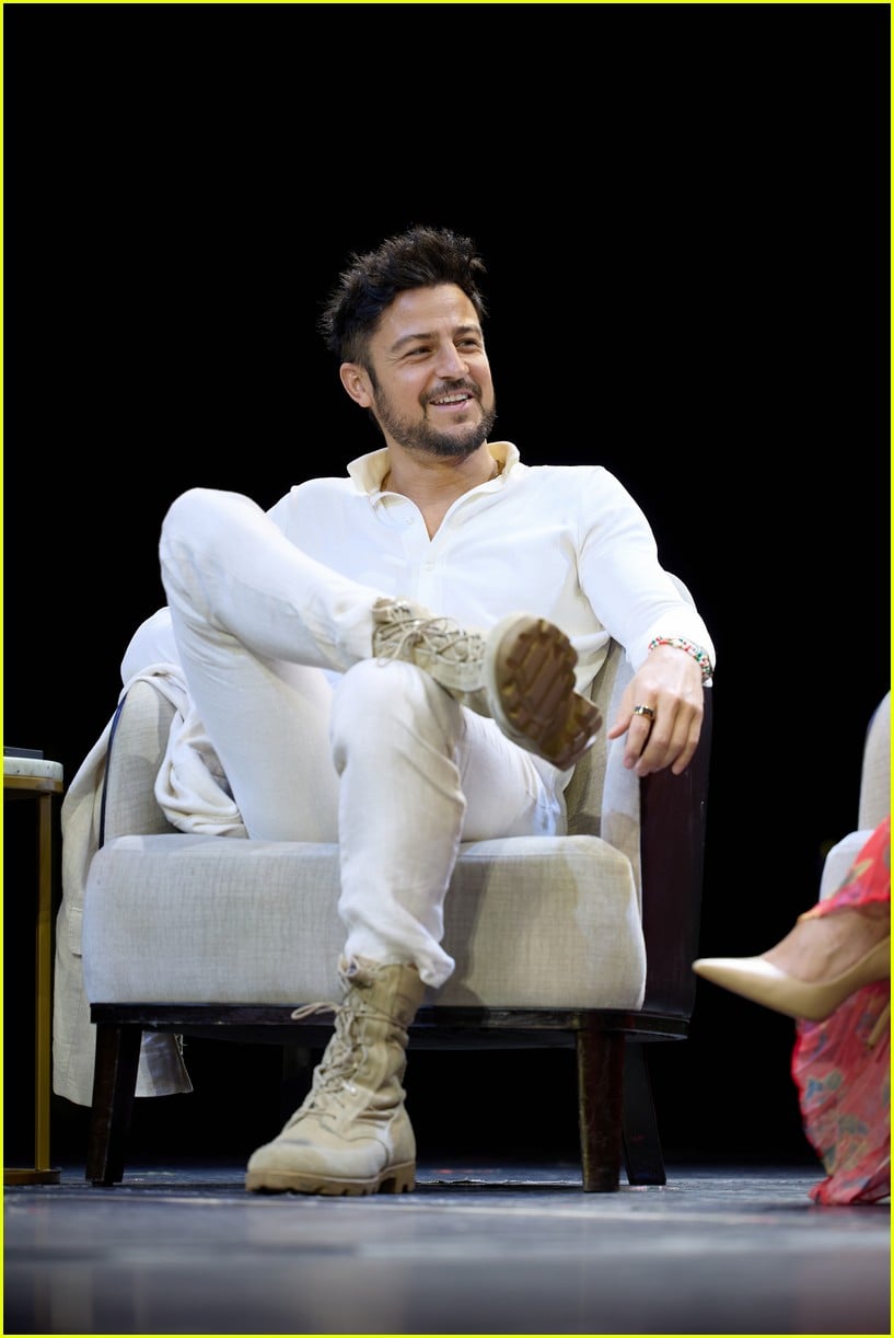 Hallmark Channel Premiered the Christmas Movie 'Three Wisest Men' for ...