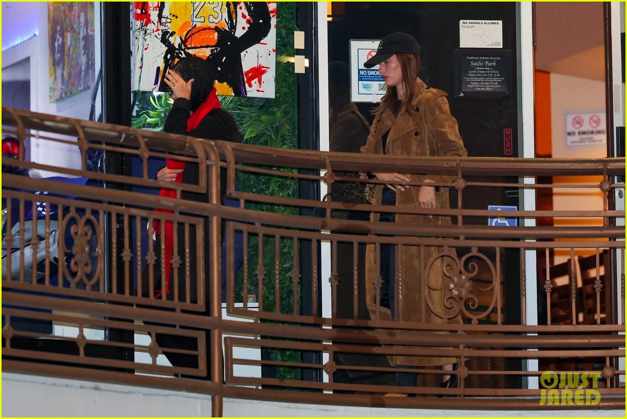 Hailey Bieber & Zoe Kravitz Meet Up for Dinner at Sushi Park in WeHo ...