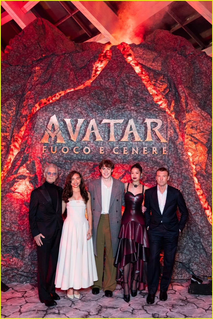 Zoe Saldaña, Sam Worthington & More Continue 'Avatar: Fire & Ash' Global Press Tour at 3 ...