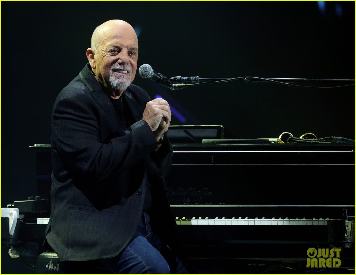 'Piano Man' x 'Silver Springs' Lyrics: Billy Joel & Fleetwood Mac Songs Go Viral With TikTok ...