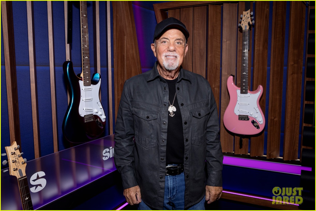 'Piano Man' x 'Silver Springs' Lyrics: Billy Joel & Fleetwood Mac Songs ...