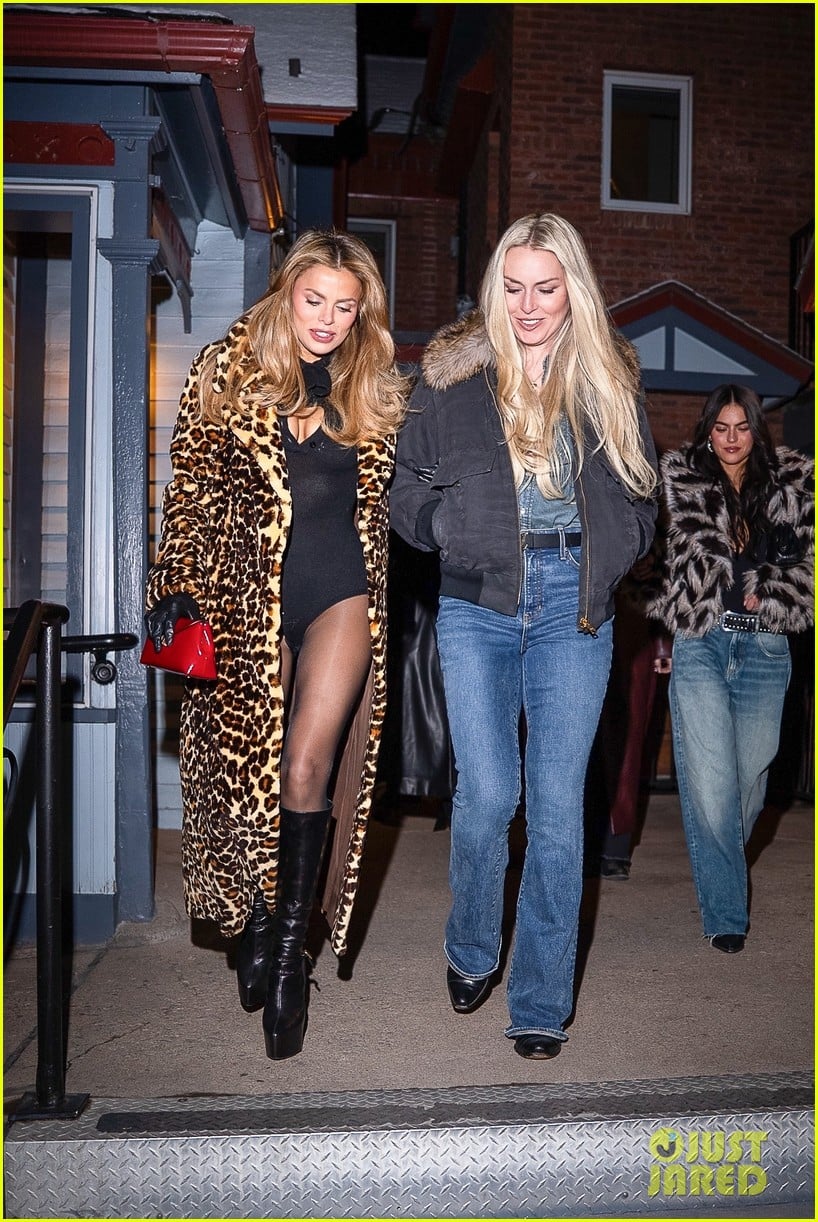 Brooks Nader, Lindsey Vonn, & Family Step Out Together for Aspen Dinner ...