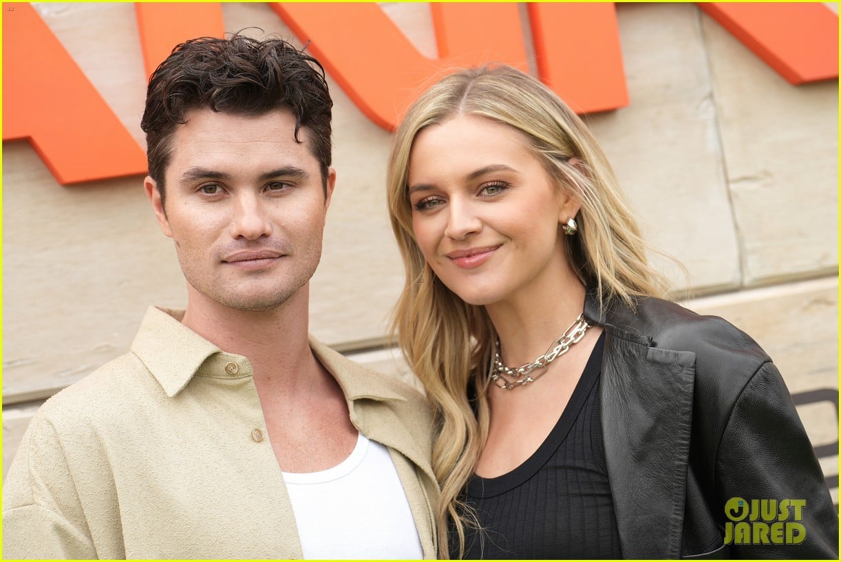 Chase Stokes & Kelsea Ballerini Officially Confirm They're Back ...