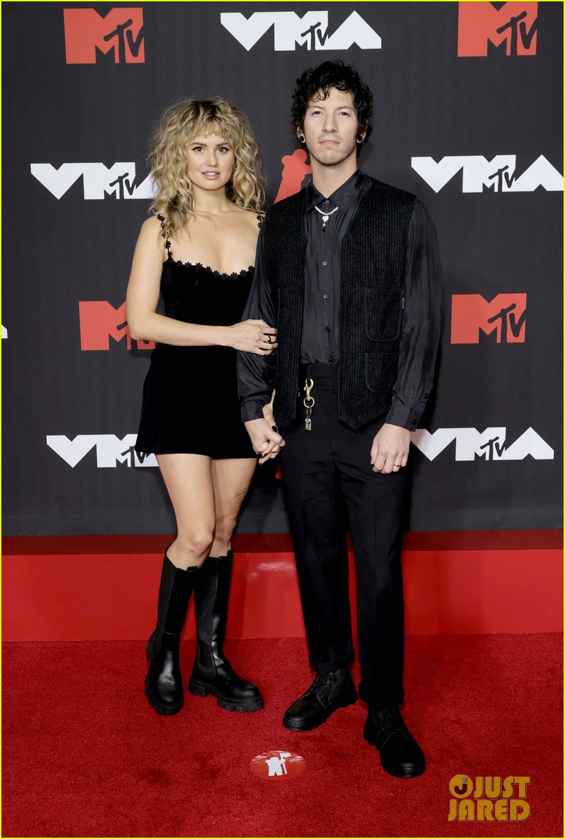 Debby Ryan Gives Birth, Welcomes First Child with Husband Josh Dun ...
