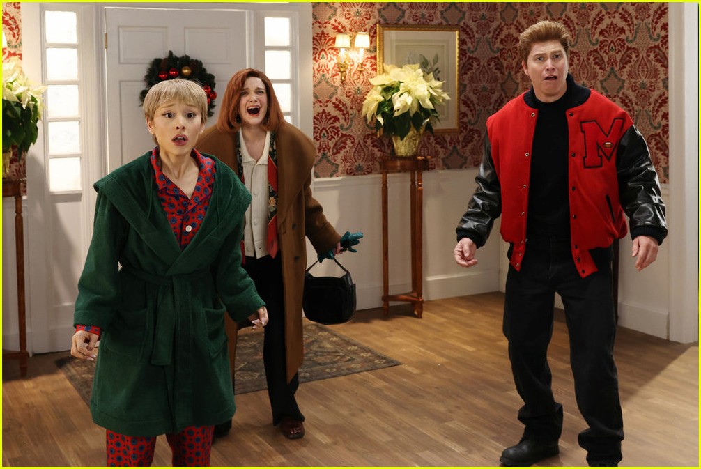 Ariana Grande's 'Home Alone' Parody on 'SNL' Shows Deadly Consequences ...