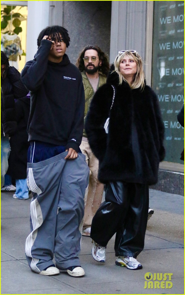 Heidi Klum Bundles Up In Fuzzy Coat For Weekend Outing With Husband Tom ...