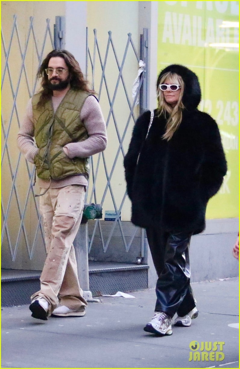 Heidi Klum Bundles Up In Fuzzy Coat For Weekend Outing With Husband Tom ...