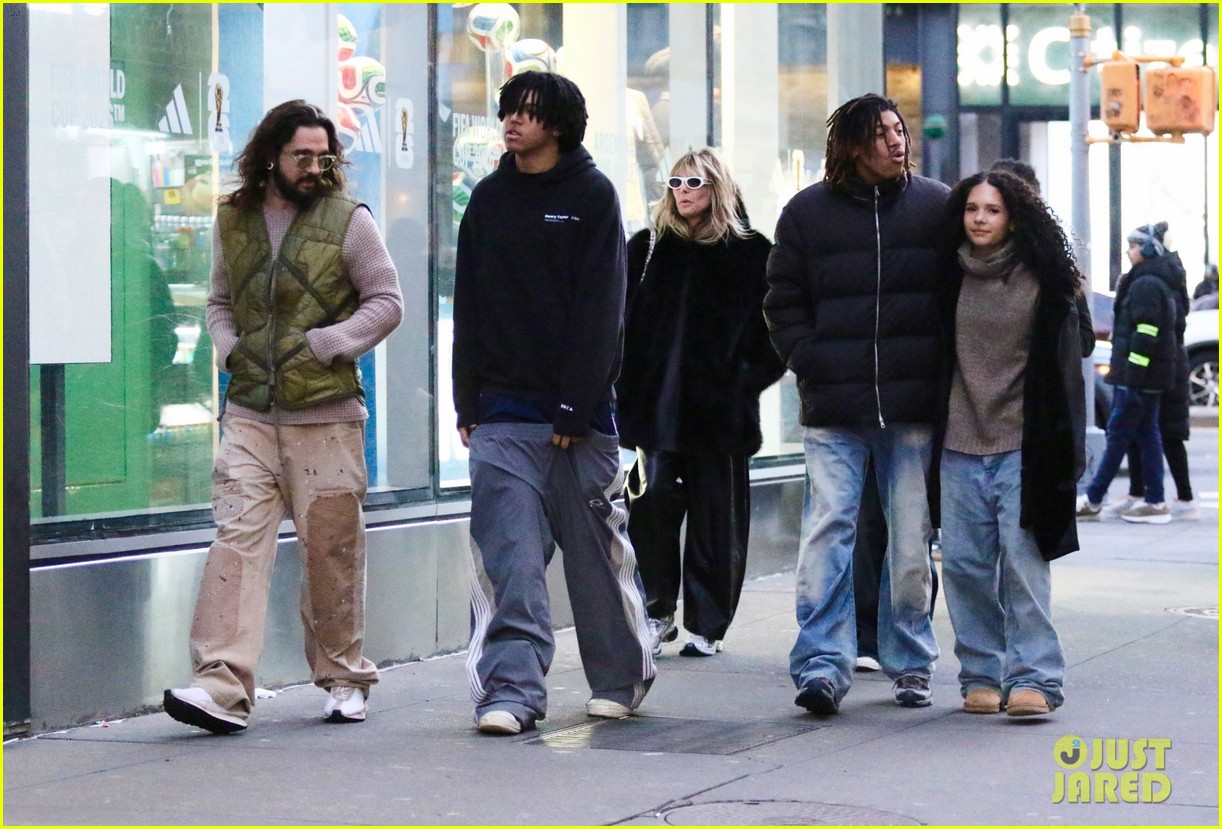 Heidi Klum Bundles Up In Fuzzy Coat For Weekend Outing With Husband Tom ...