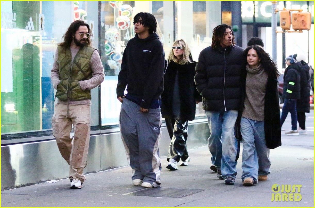 Heidi Klum Bundles Up In Fuzzy Coat For Weekend Outing With Husband Tom ...