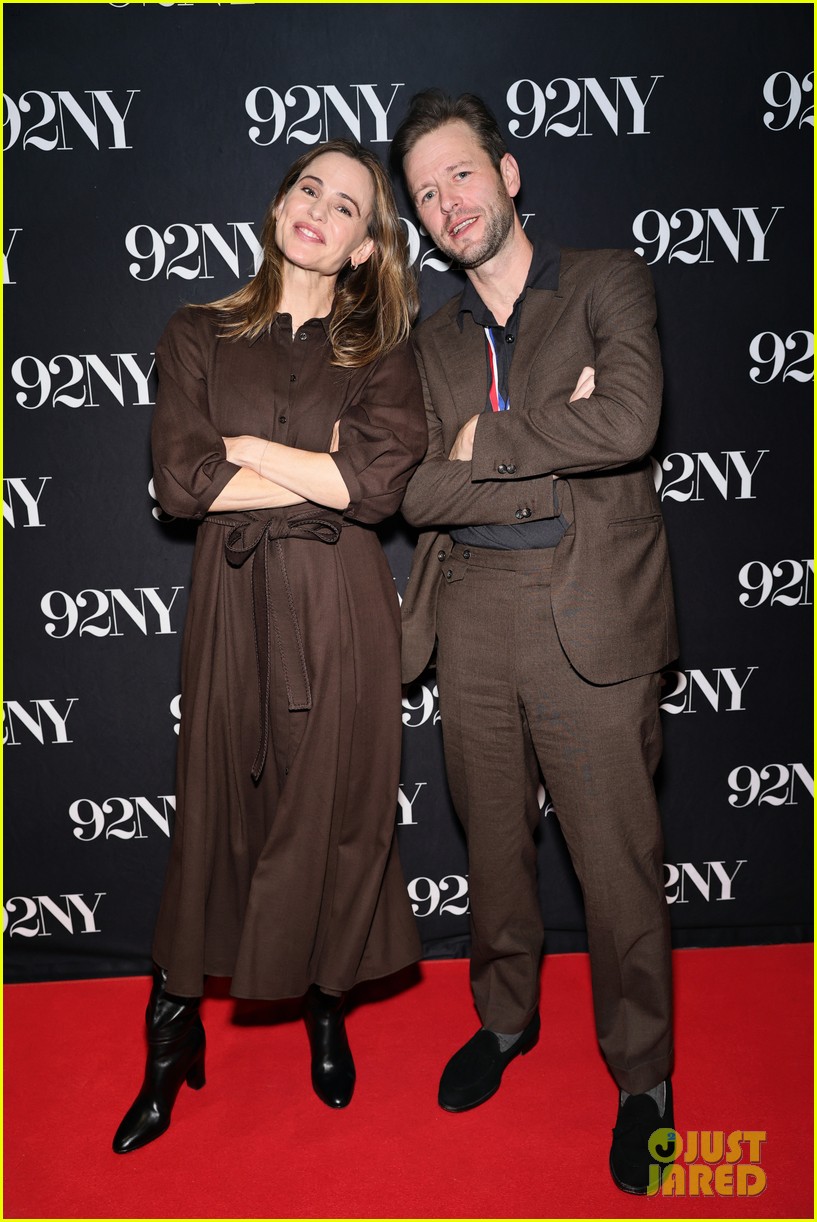 Jennifer Garner Attends Literary Event to Shine a Spotlight on Picture ...