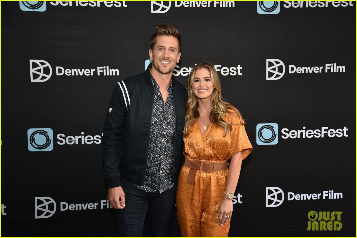 'The Bachelorette' Stars JoJo Fletcher & Jordan Rodgers Welcome First ...