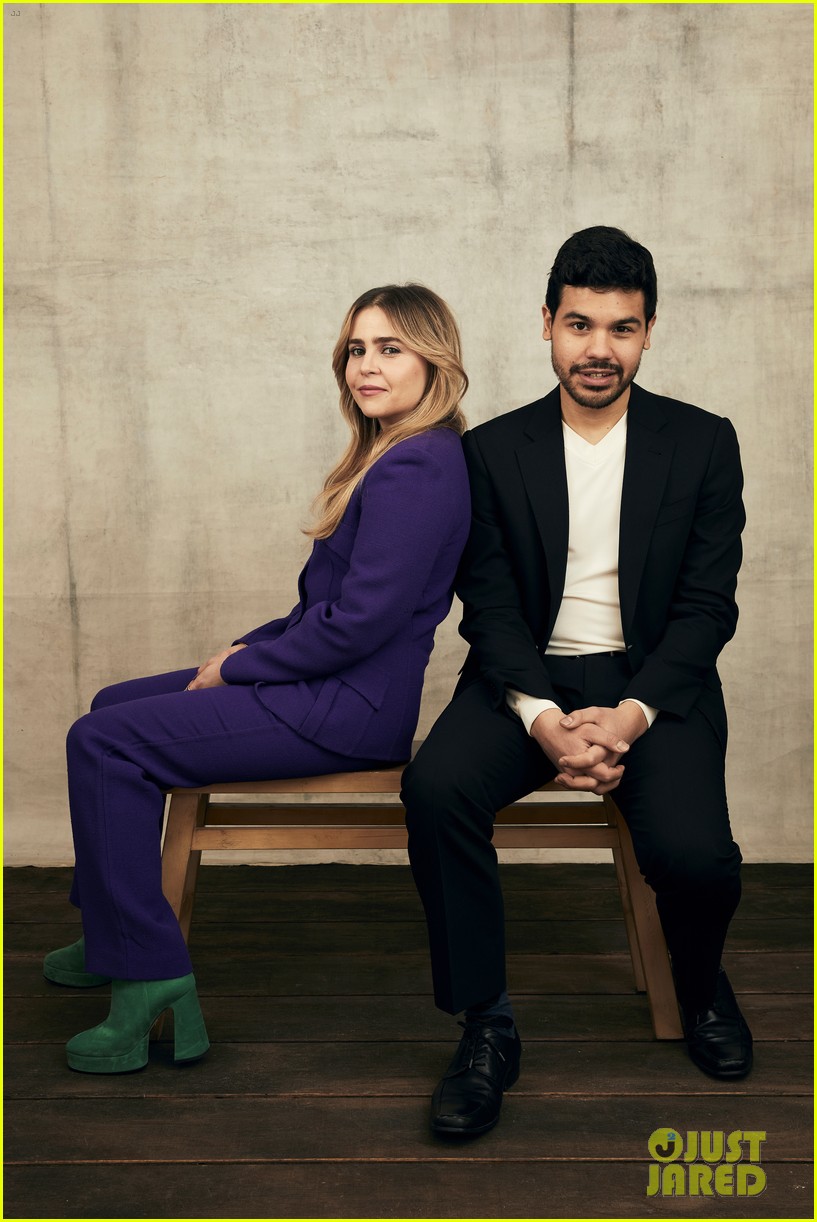 Is Mae Whitman Single or Married? Hallmark's Newest Actress Is Dating a ...