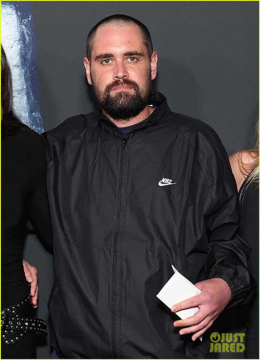 Rob Reiner & Wife Michele Posed with All 3 Kids - Nick, Romy, & Jake ...