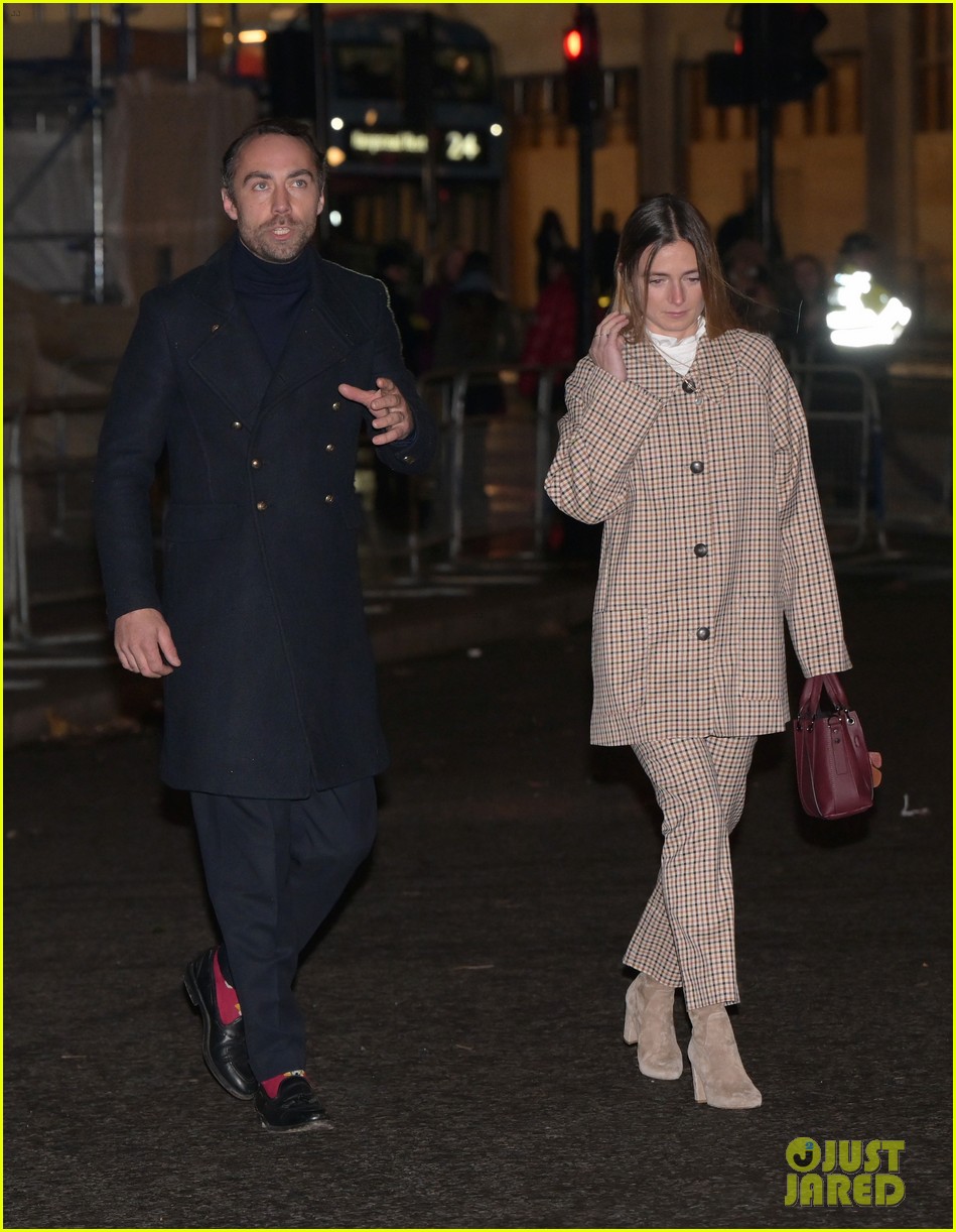 Kate Middleton, Prince Williams, & Their 3 Kids Attend Royal Christmas ...