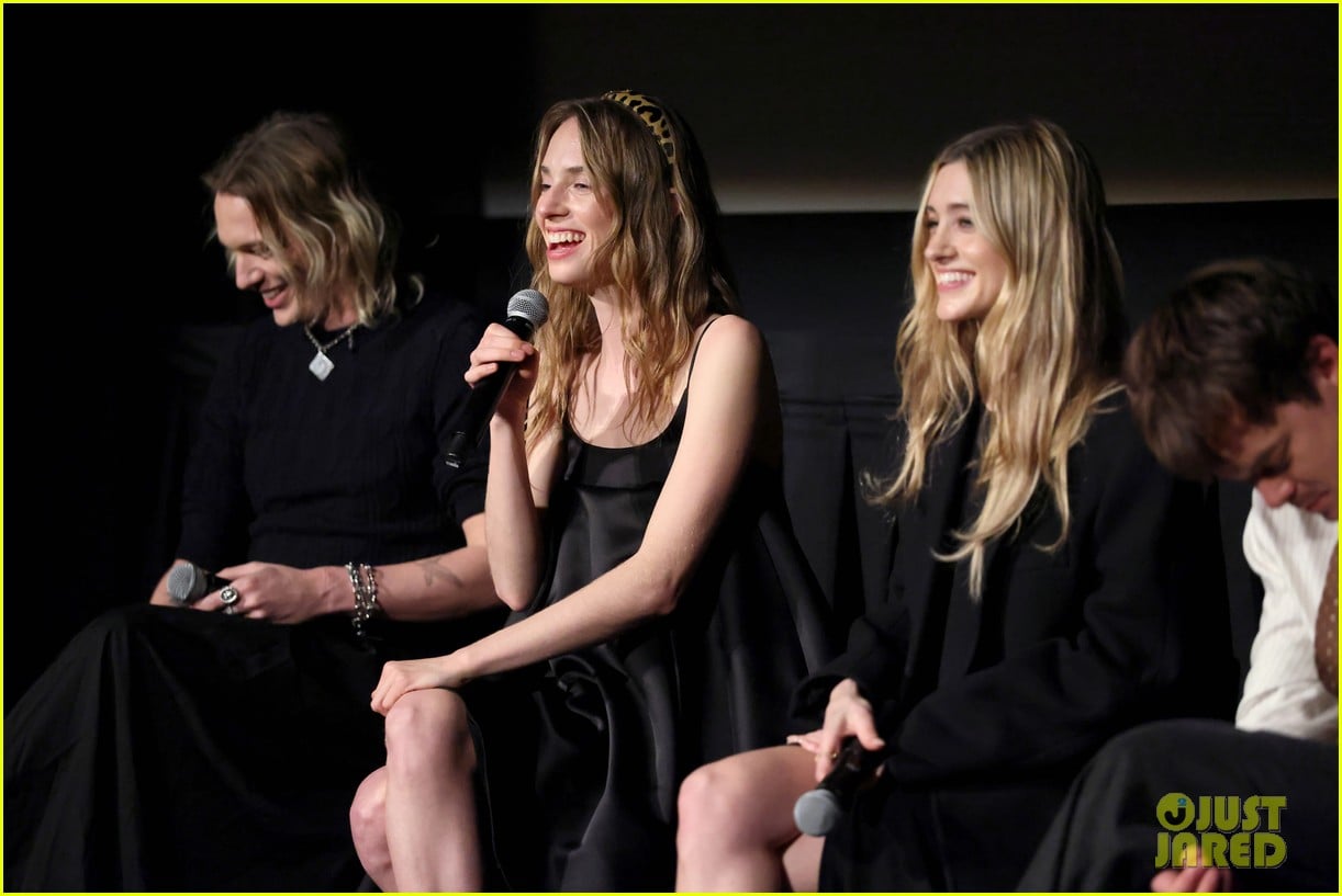 'Stranger Things' Cast Celebrate Final Episodes with Special Screening ...