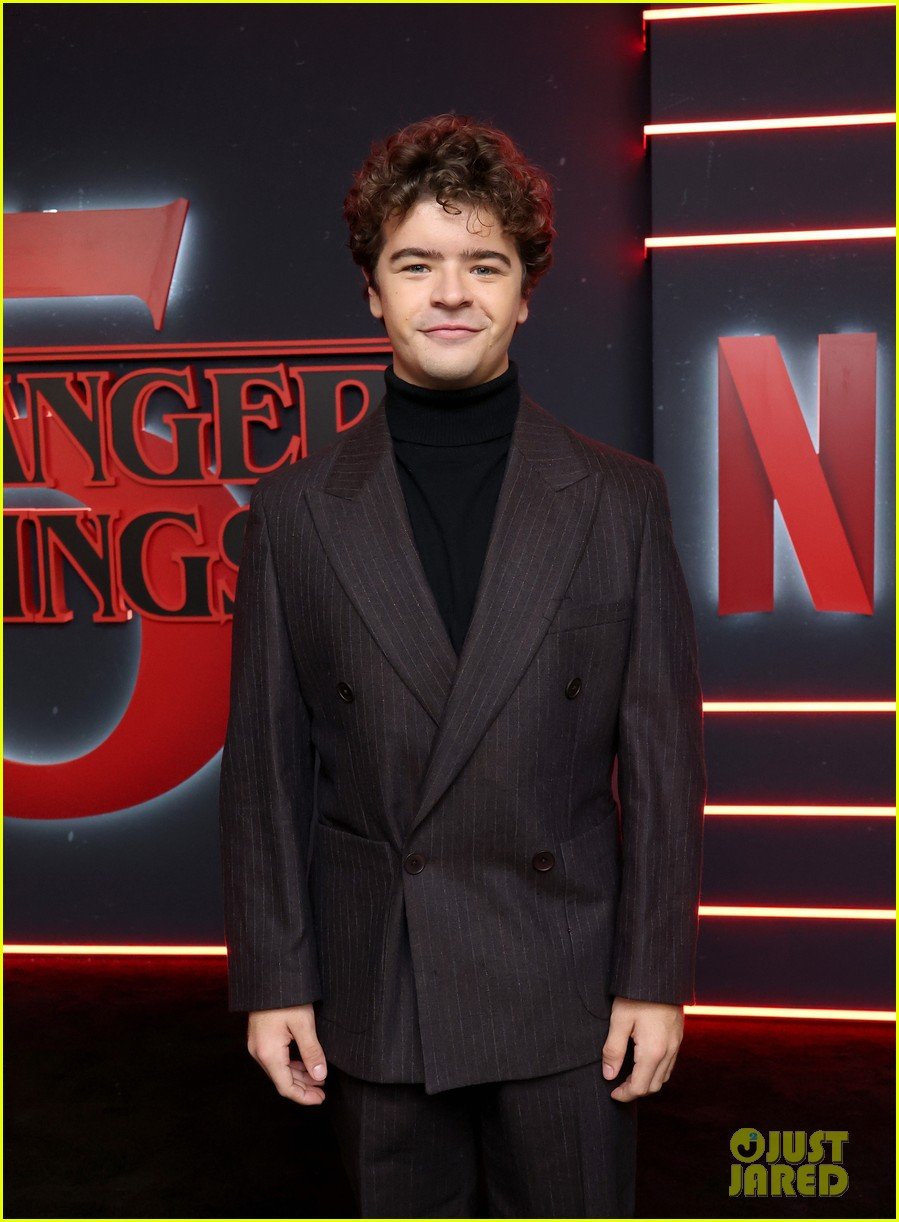 'Stranger Things' Cast Celebrate Final Episodes with Special Screening ...