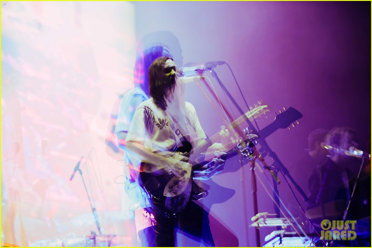 'Come On Superman, Say Your Stupid Line' Lyrics & Meaning: Tame Impala ...