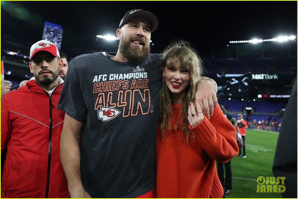 Travis Kelce Reveals the Best Gift He Ever Gave Taylor Swift: Photo ...