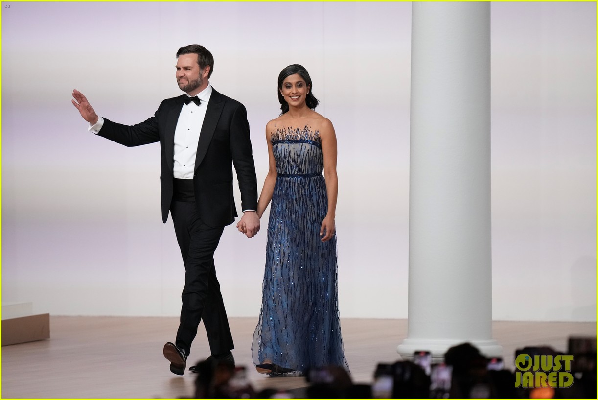 JD Vance Breaks His Silence On Split Rumors After Wife Usha is Seen ...