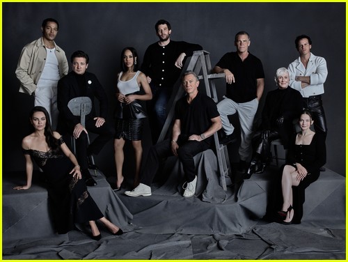 'Wake Up Dead Man: A Knives Out Mystery' Reviews Are In: Critics Are ...