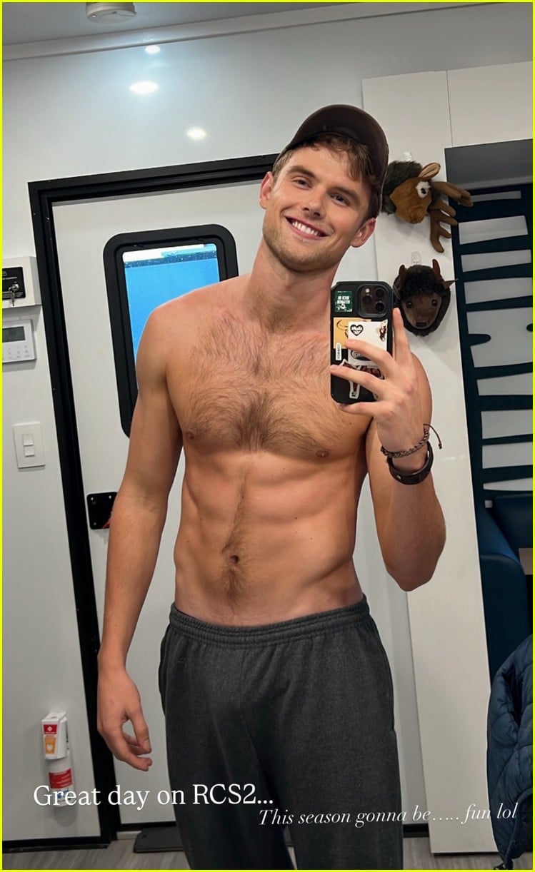 Garrett Wareing Shows Off Ripped Shirtless Body On 'Ransom Canyon ...