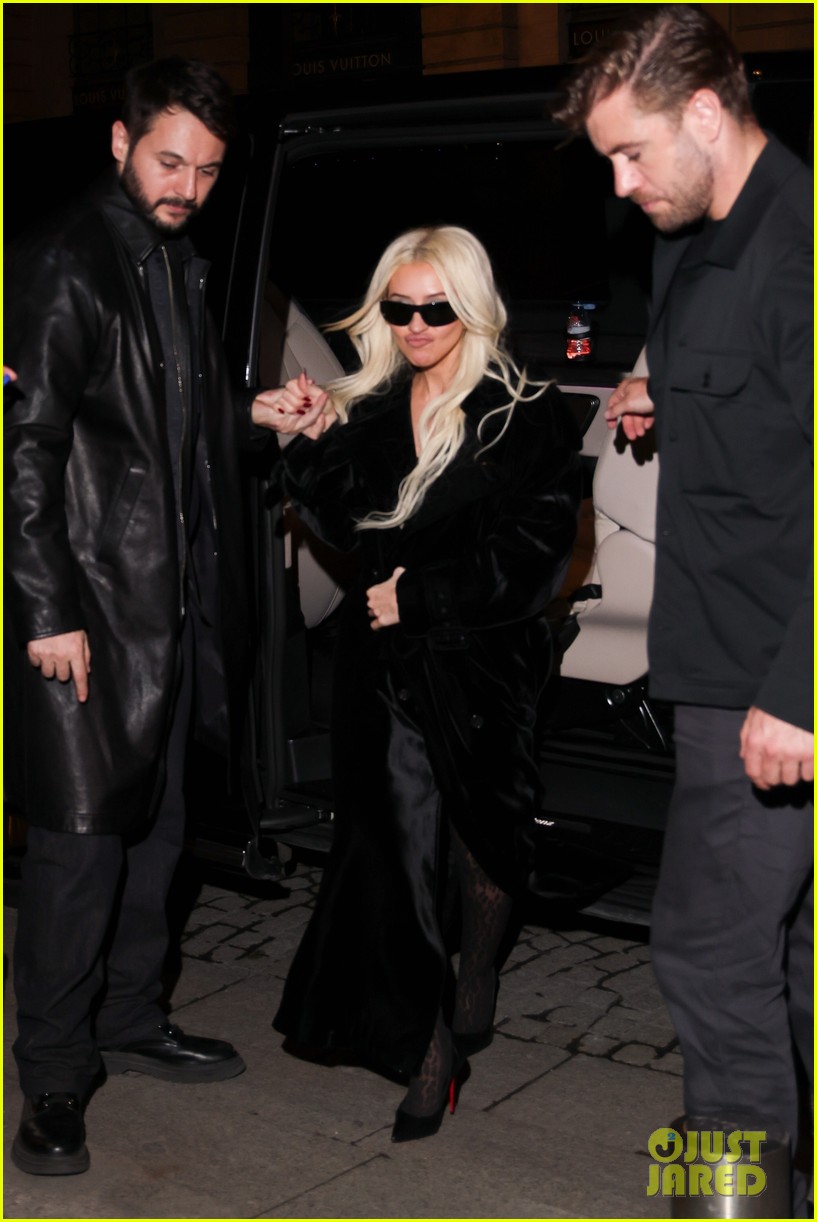 Christina Aguilera Has a Date Night in Paris with Partner Matthew ...