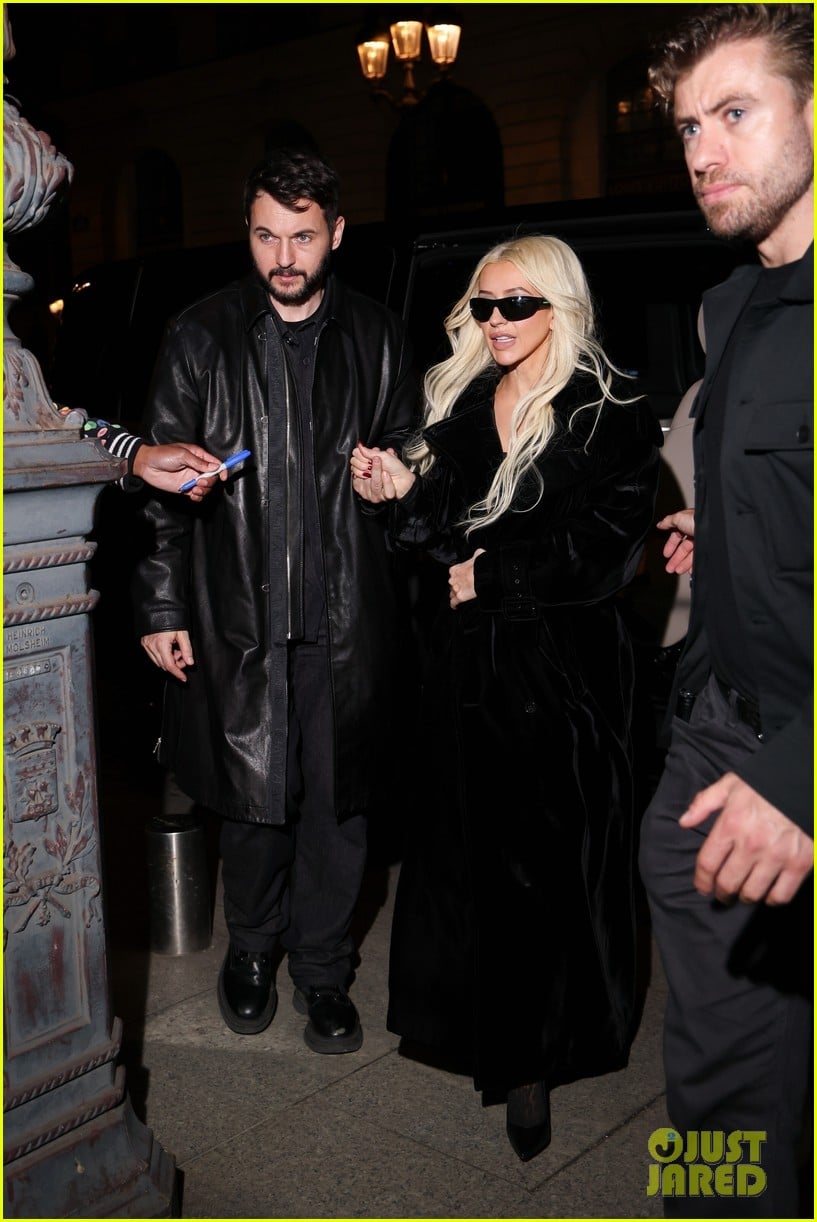 Christina Aguilera Has a Date Night in Paris with Partner Matthew ...