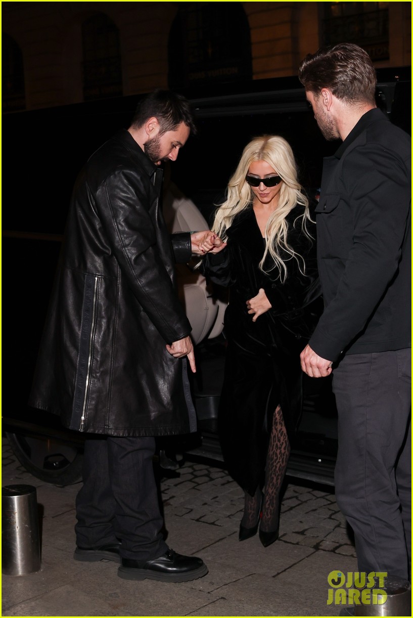 Christina Aguilera Has a Date Night in Paris with Partner Matthew ...