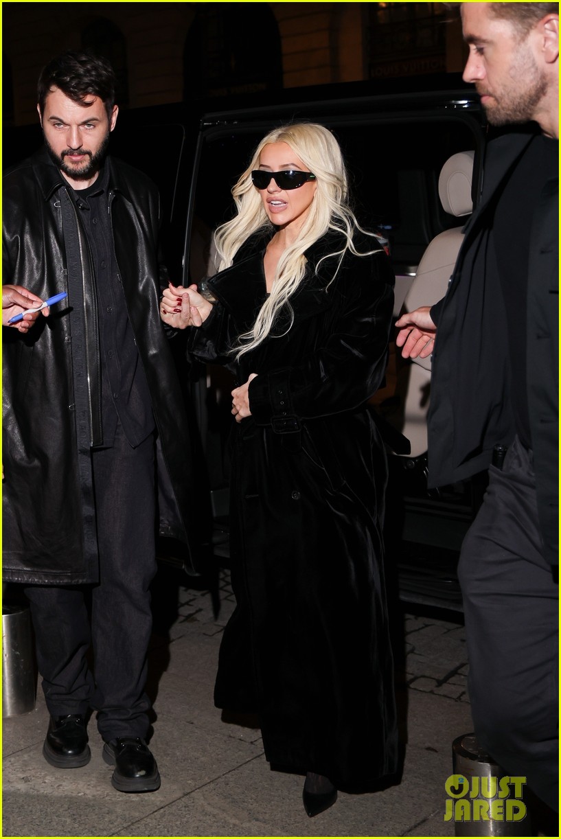 Christina Aguilera Has a Date Night in Paris with Partner Matthew ...