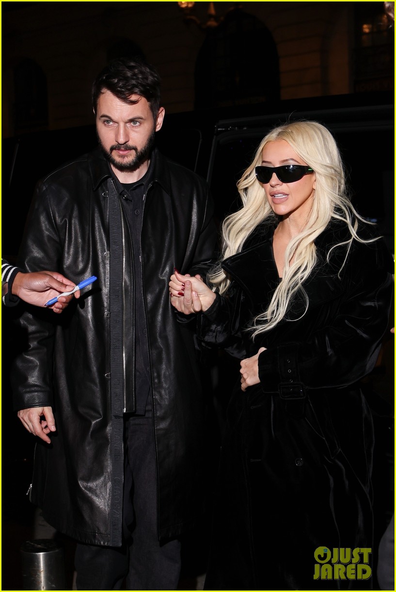 Christina Aguilera Has a Date Night in Paris with Partner Matthew ...