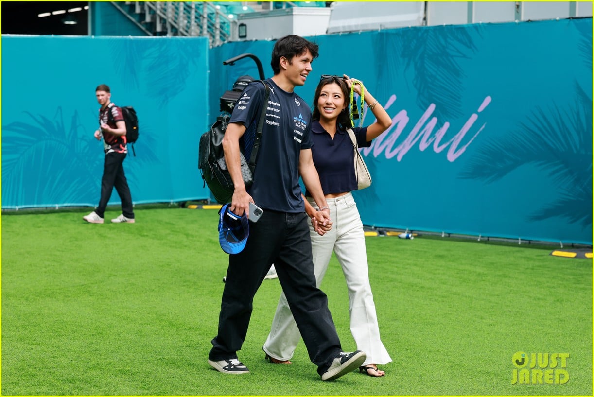 F1 Driver Alex Albon Is Engaged to Pro Golfer Lily Muni He - See the ...