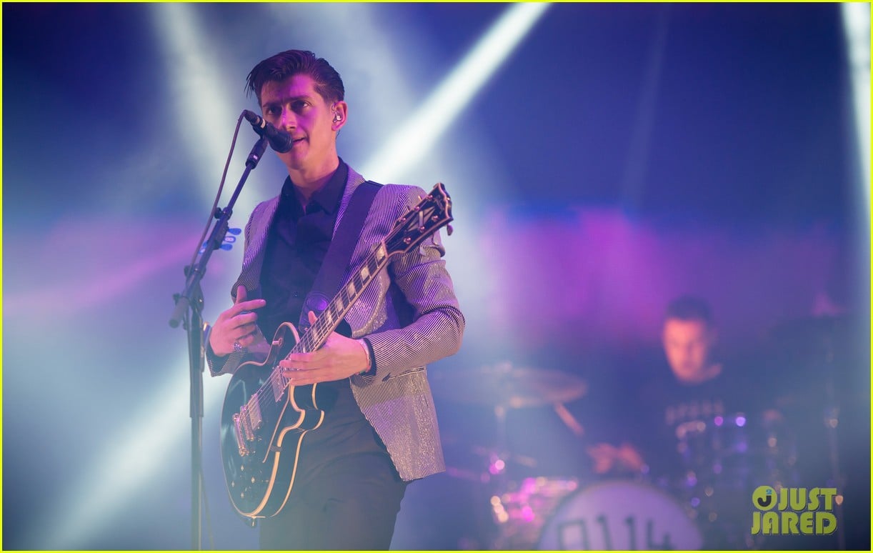 'Opening Night' Lyrics: Arctic Monkeys Release New Song for 'HELP(2 ...