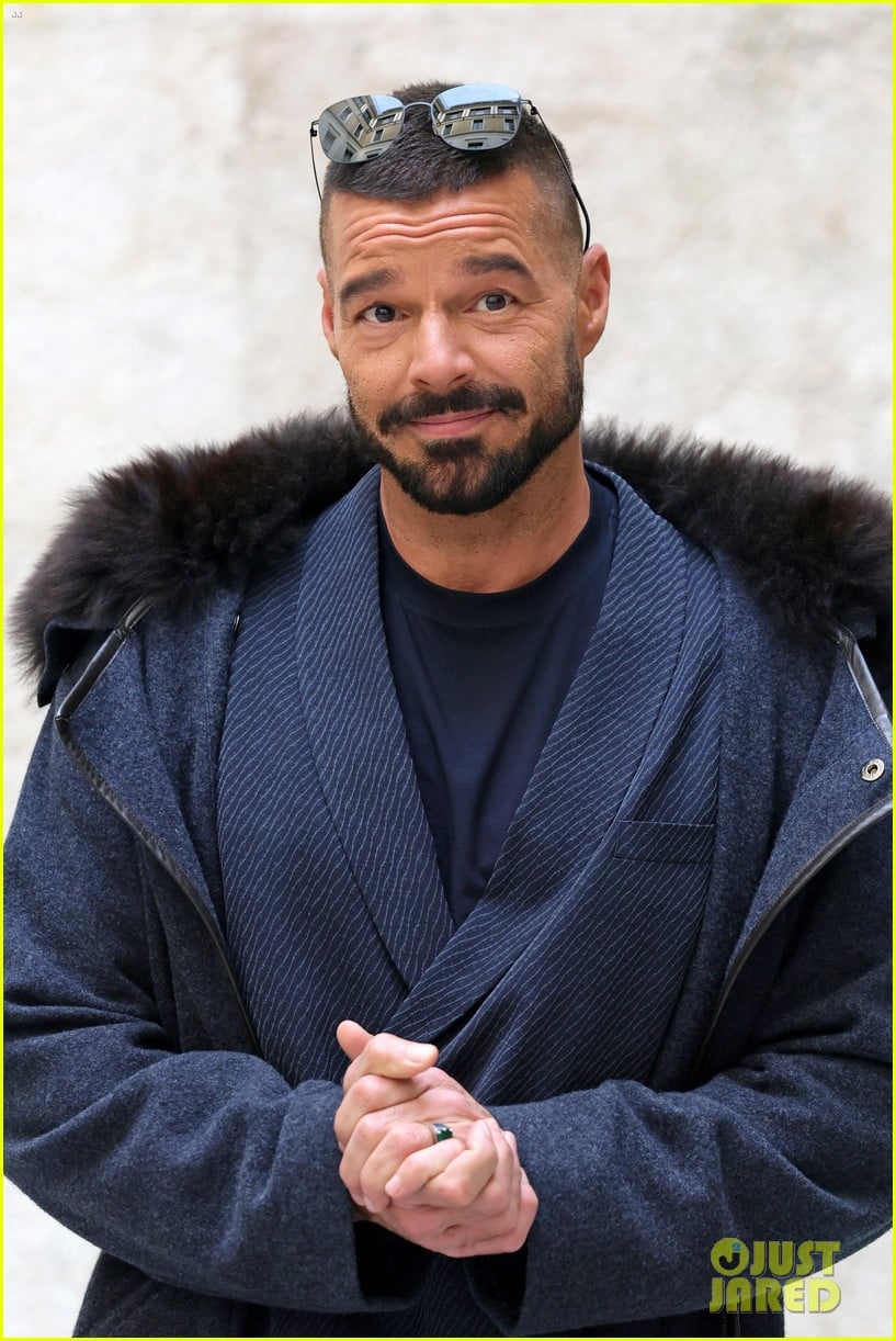 Hudson Williams & Tom Blyth Step Out for Giorgio Armani Fashion Show in ...