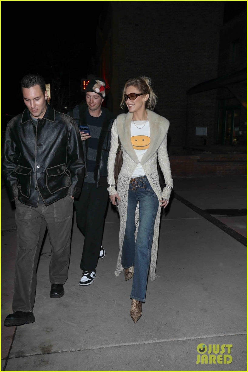 Bella Hadid Shows Off Her Off-Duty Model Style While Stepping Out in ...