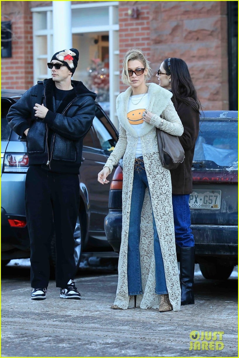 Bella Hadid Shows Off Her Off-Duty Model Style While Stepping Out in ...